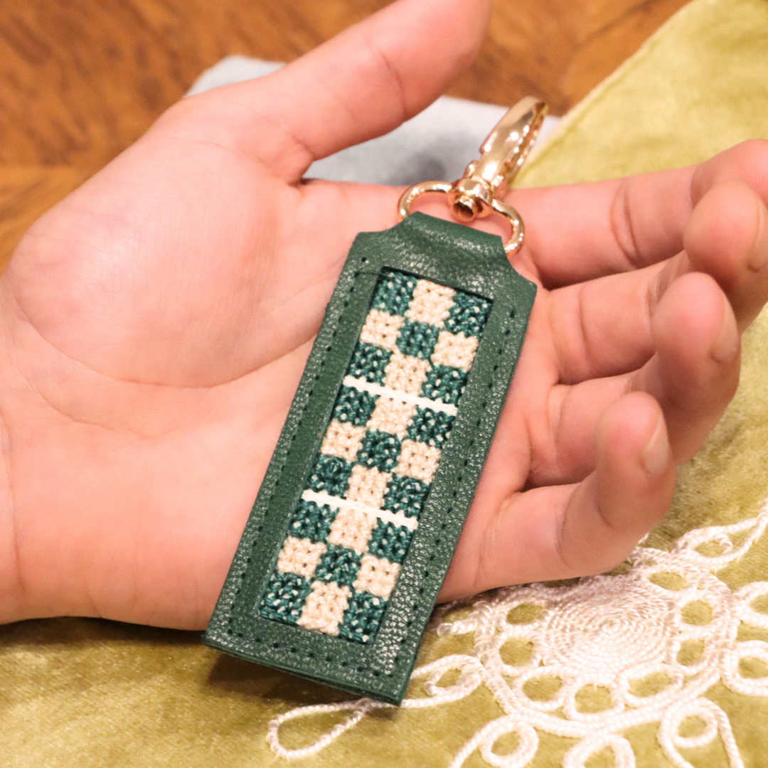 Tatreez Hand-Embroidered Accessories | Palestine Accessories - Darzah