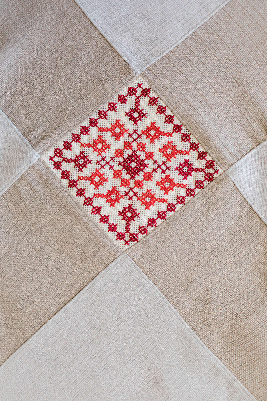 Noor Table Runner - Palestinian Red– Darzah