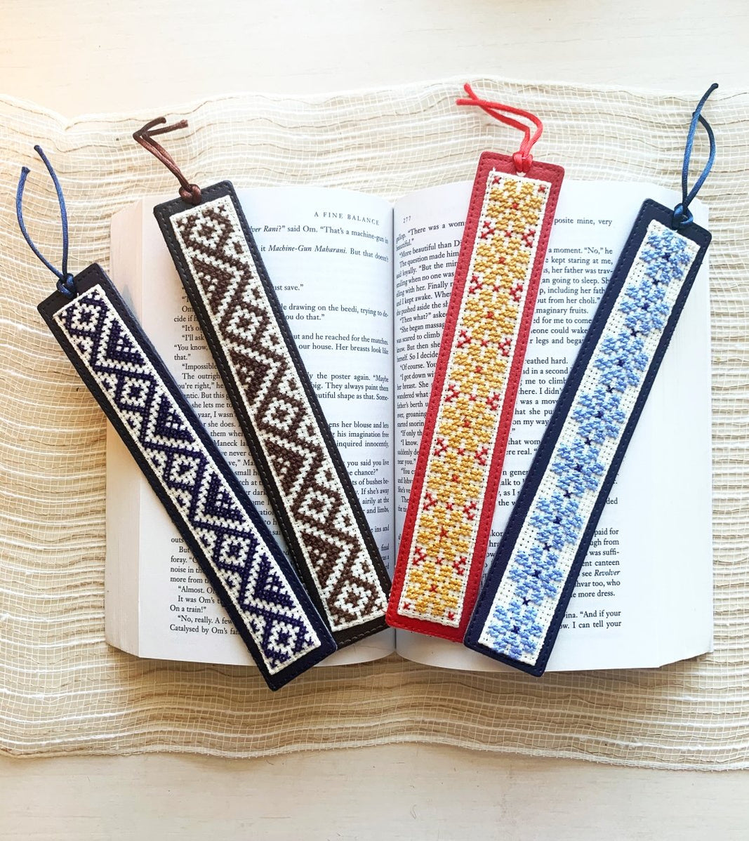 Tatreez Bookmark– Darzah