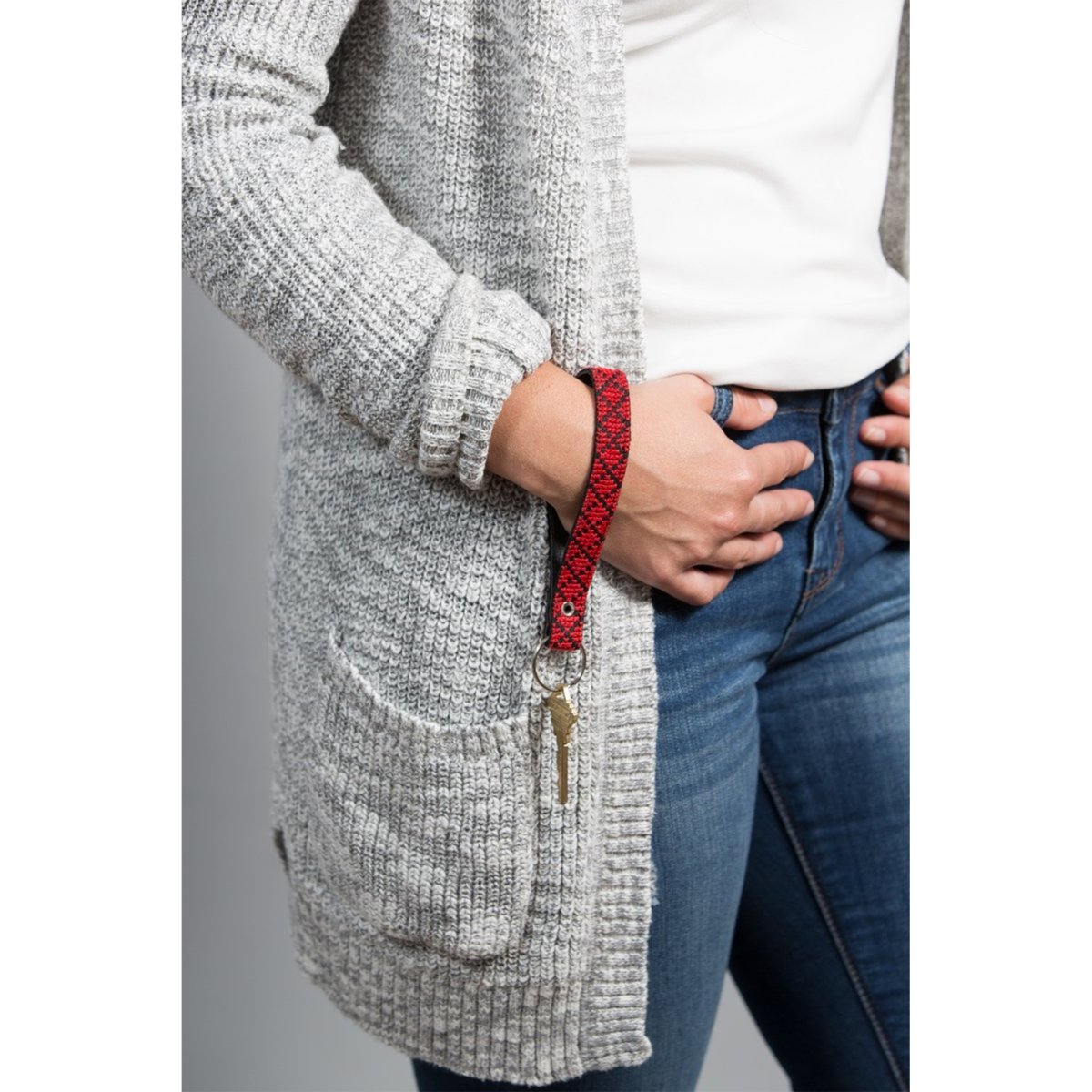 Tatreez Hand-Embroidered Accessories | Palestine Accessories - Darzah